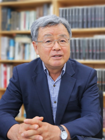 The Head of Independence Hall, Han Si-jun