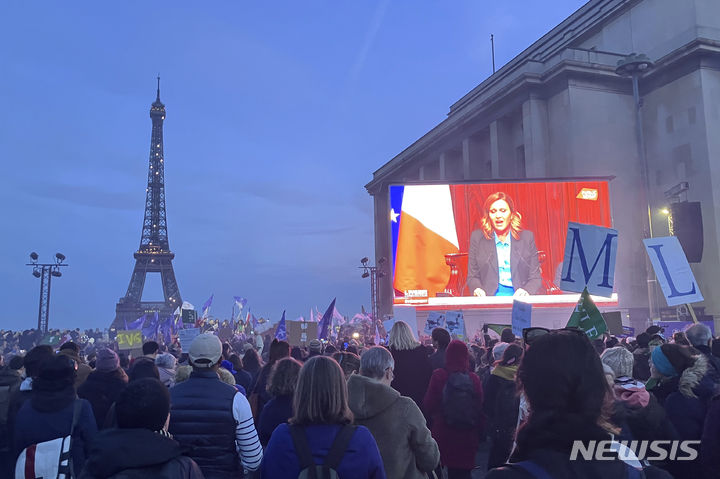 France First to Approve Constitutional Abortion Freedom Amendment