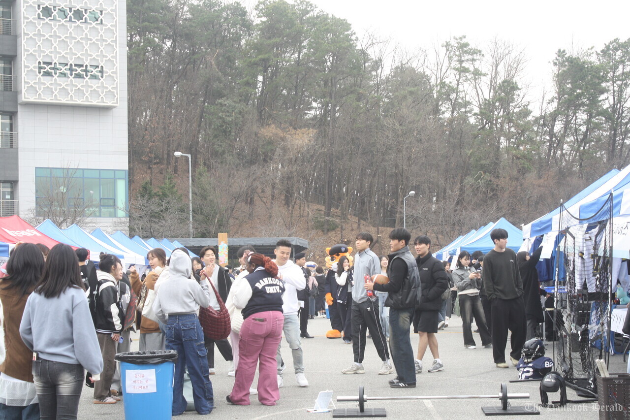 [Special Updates] Spring Festival Trailer: Warm-Up With the Club Fair